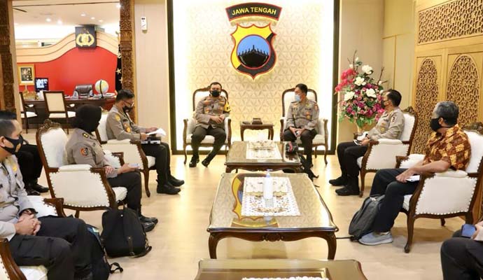 Dalam Kunjungannya ke Polda Jateng, Lemdiklat Polri Nilai Satlantas ...